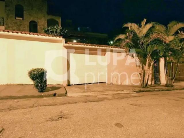 Casa / Sobrado para Venda em São Paulo/SP Jardim Peri 3 Quartos