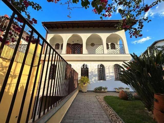 Casa / Sobrado para Venda em São Paulo/SP Jardim Pinheiros 4 Quartos