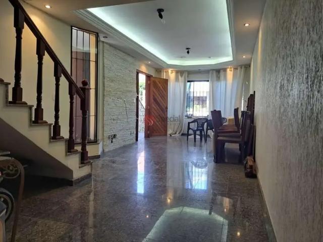Casa / Sobrado para Venda em São Paulo/SP Jardim Têxtil 3 Quartos
