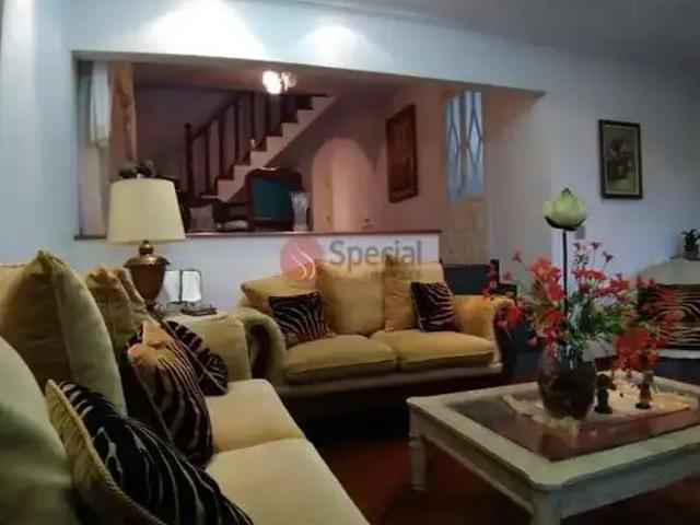 Casa / Sobrado para Venda em São Paulo/SP Jardim Têxtil 4 Quartos