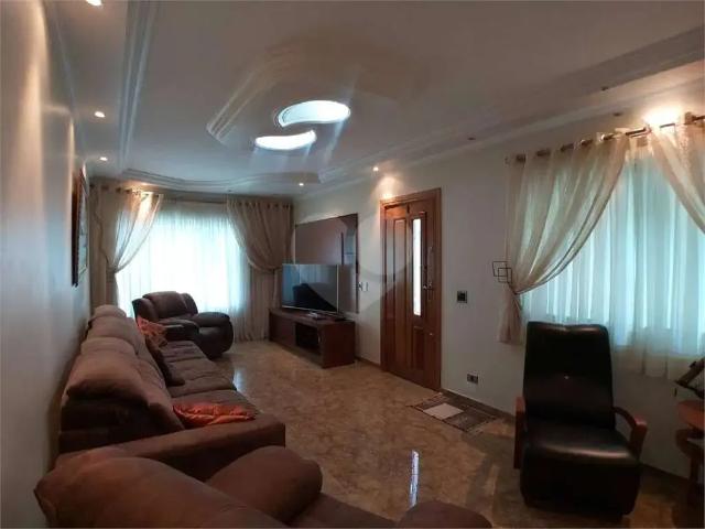 Casa / Sobrado para Venda em São Paulo/SP Vila Carrão 4 Quartos