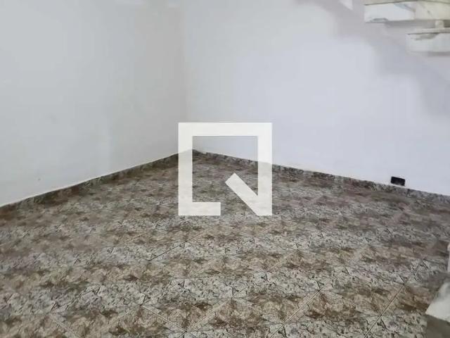 Casa / Sobrado para Venda em São Paulo/SP Jardim Teresa 4 Quartos