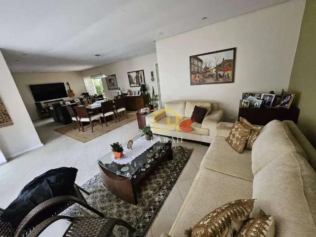 Casa / Sobrado para Venda em São Paulo/SP Jardim Trussardi 5 Quartos