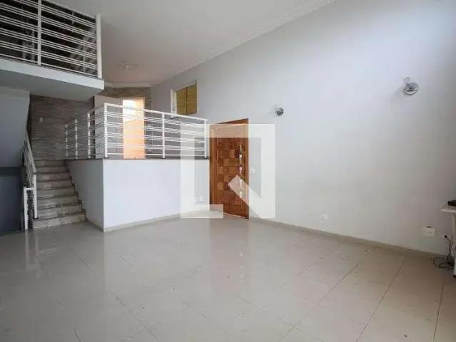 Casa / Sobrado para Venda em São Paulo/SP Mandaqui 4 Quartos