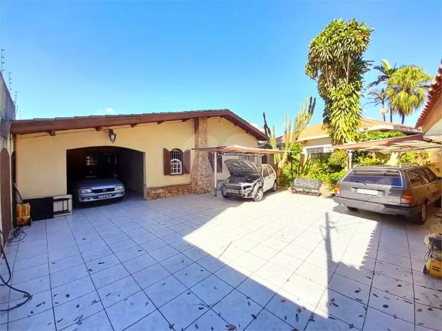 Casa / Sobrado para Venda em São Paulo/SP Mandaqui 4 Quartos