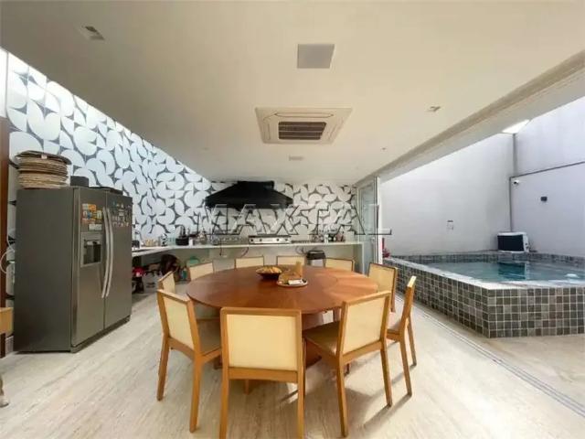 Casa / Sobrado para Venda em São Paulo/SP Mandaqui 3 Quartos