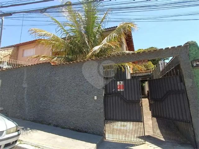 Casa / Sobrado para Venda em São Paulo/SP Mandaqui 3 Quartos