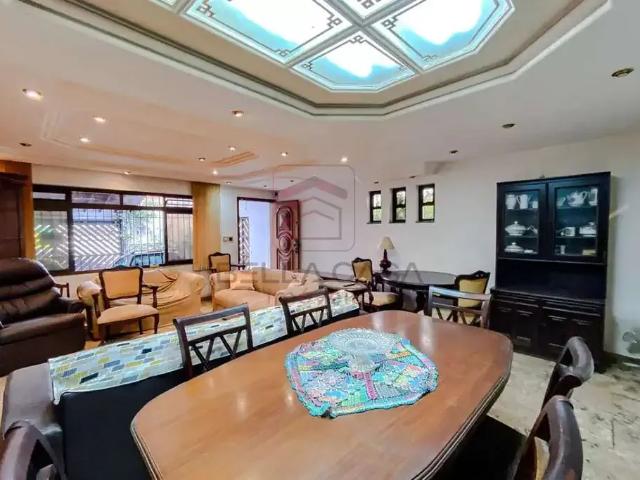 Casa / Sobrado para Venda em São Paulo/SP Mooca 4 Quartos