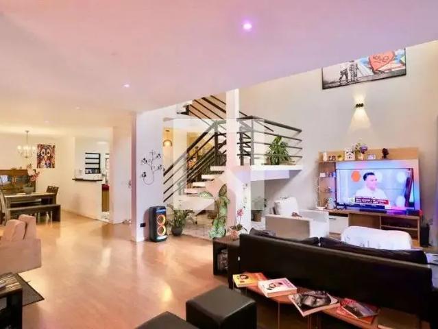 Casa / Sobrado para Venda em São Paulo/SP Mooca 4 Quartos