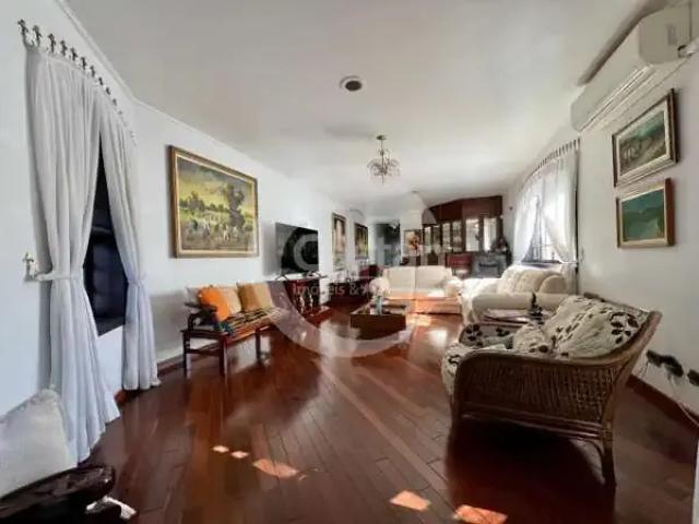 Casa / Sobrado para Venda em São Paulo/SP Mooca 4 Quartos