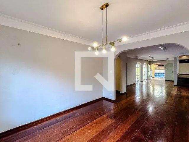 Casa / Sobrado para Venda em São Paulo/SP Mooca 4 Quartos