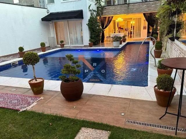 Casa / Sobrado para Venda em São Paulo/SP Mooca 5 Quartos