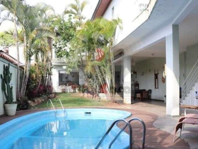 Casa / Sobrado para Venda em São Paulo/SP Mooca 5 Quartos