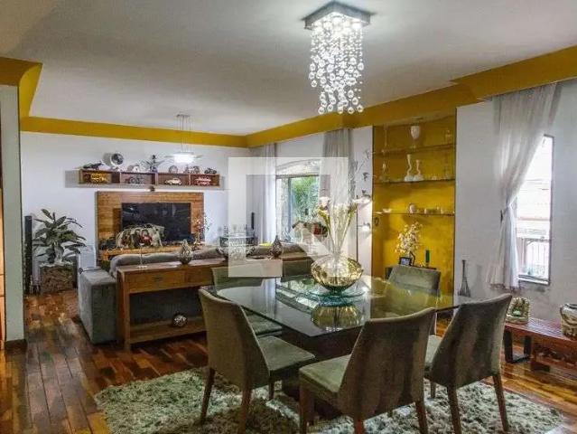 Casa / Sobrado para Venda em São Paulo/SP Mooca 6 Quartos