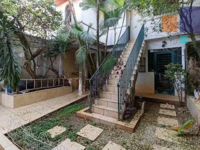 Casa / Sobrado para Venda em São Paulo/SP Moema 4 Quartos