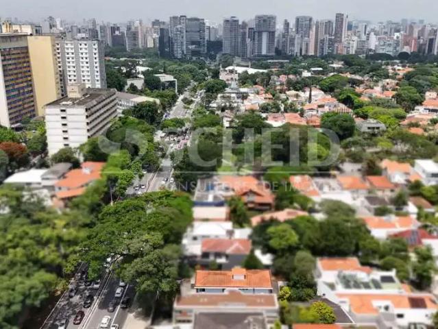 Casa / Sobrado para Venda em São Paulo/SP Moema 4 Quartos