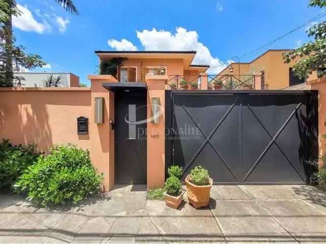 Casa / Sobrado para Venda em São Paulo/SP Moema 4 Quartos