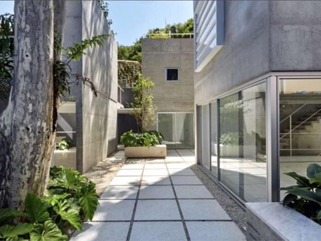 Casa / Sobrado para Venda em São Paulo/SP Moema 6 Quartos