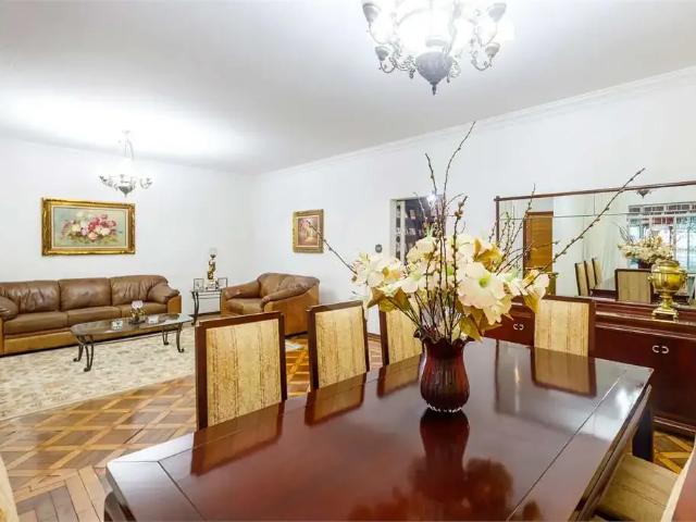 Casa / Sobrado para Venda em São Paulo/SP Moema 6 Quartos