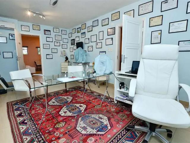 Casa / Sobrado para Venda em São Paulo/SP Moema 7 Quartos