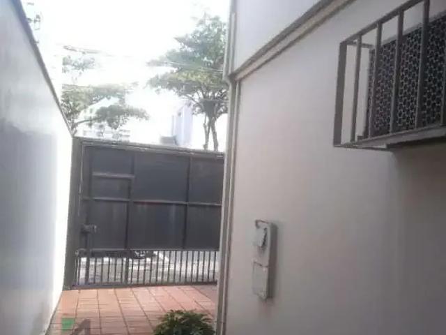 Casa / Sobrado para Venda em São Paulo/SP Moema 2 Quartos
