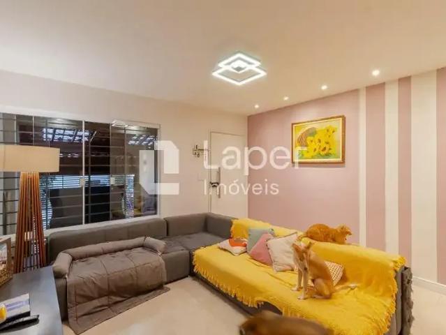 Casa / Sobrado para Venda em São Paulo/SP Moema 2 Quartos