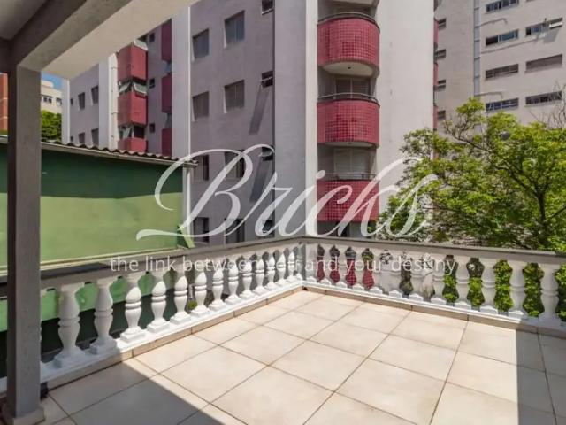 Casa / Sobrado para Venda em São Paulo/SP Moema 3 Quartos