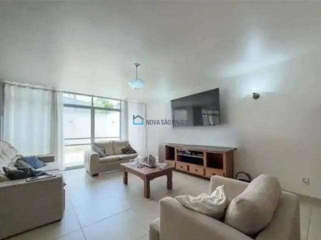 Casa / Sobrado para Venda em São Paulo/SP Moema 3 Quartos