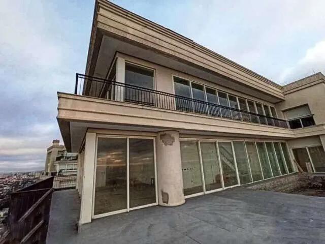 Casa / Sobrado para Venda em São Paulo/SP Moema 3 Quartos