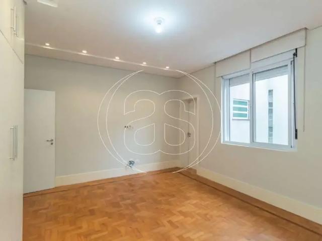 Casa / Sobrado para Venda em São Paulo/SP Moema 3 Quartos