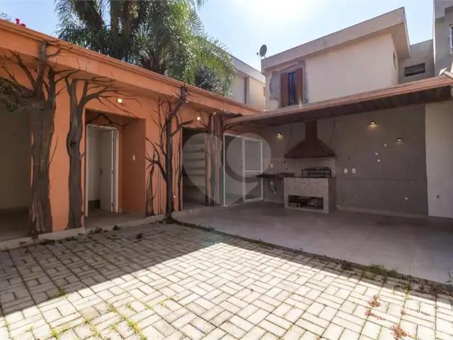 Casa / Sobrado para Venda em São Paulo/SP Moema 3 Quartos