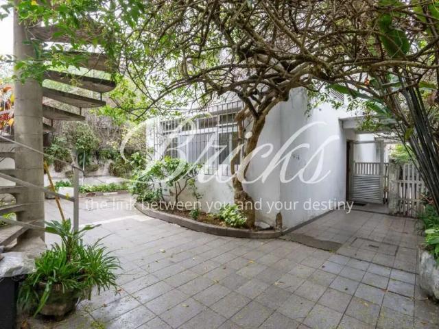 Casa / Sobrado para Venda em São Paulo/SP Moema 3 Quartos