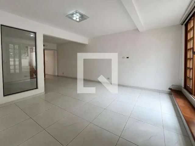Casa / Sobrado para Venda em São Paulo/SP Moema 3 Quartos