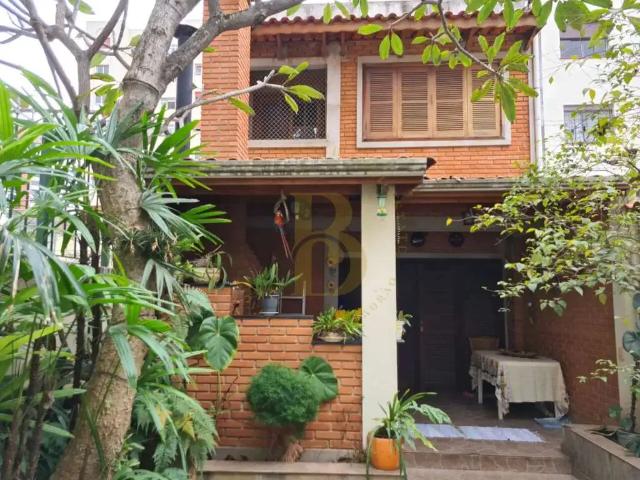 Casa / Sobrado para Venda em São Paulo/SP Moema 3 Quartos