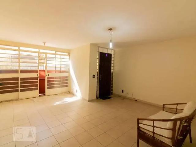 Casa / Sobrado para Venda em São Paulo/SP Moema 3 Quartos