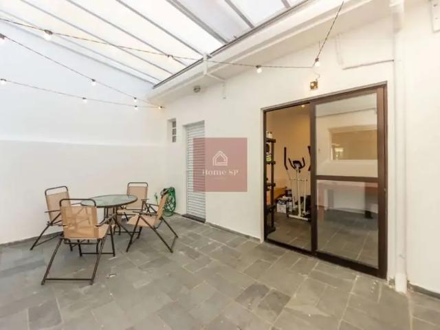 Casa / Sobrado para Venda em São Paulo/SP Moema 3 Quartos
