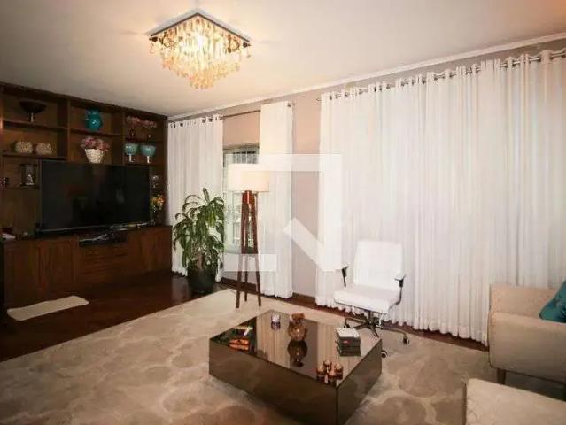 Casa / Sobrado para Venda em São Paulo/SP Moema 3 Quartos