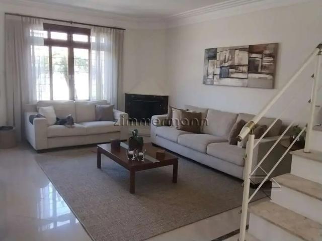 Casa / Sobrado para Venda em São Paulo/SP Moema 3 Quartos