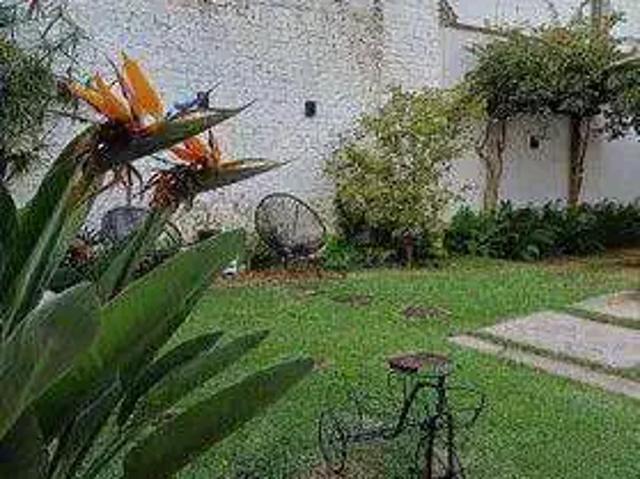 Casa / Sobrado para Venda em São Paulo/SP Moema 3 Quartos