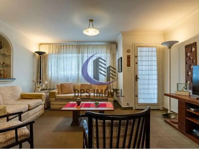 Casa / Sobrado para Venda em São Paulo/SP Moema 3 Quartos