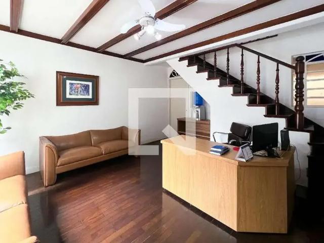 Casa / Sobrado para Venda em São Paulo/SP Moema 3 Quartos