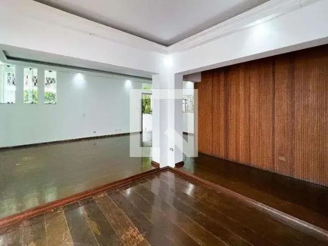 Casa / Sobrado para Venda em São Paulo/SP Moema 3 Quartos