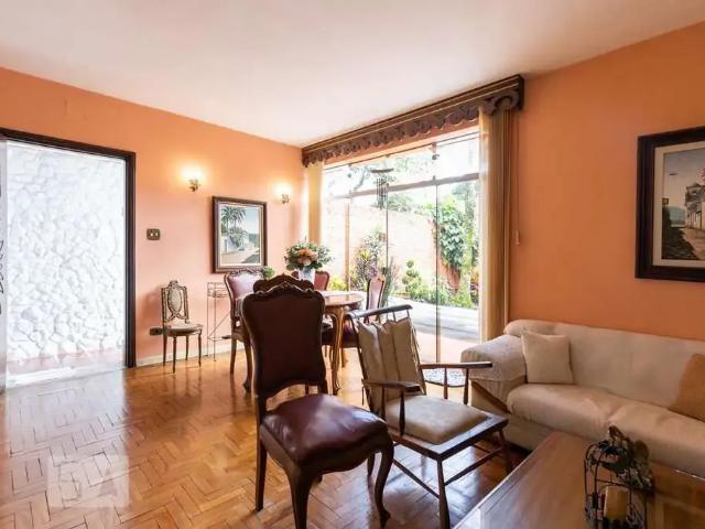Casa / Sobrado para Venda em São Paulo/SP Moema 3 Quartos