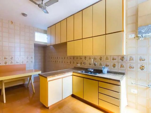 Casa / Sobrado para Venda em São Paulo/SP Moema 3 Quartos