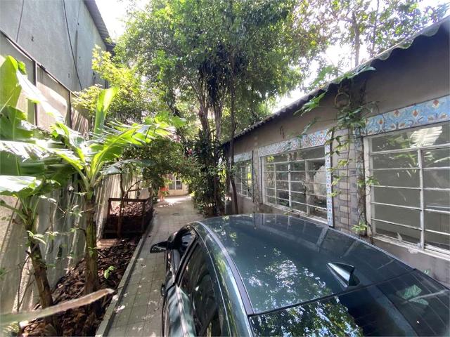 Casa / Sobrado para Venda em São Paulo/SP Moema 3 Quartos
