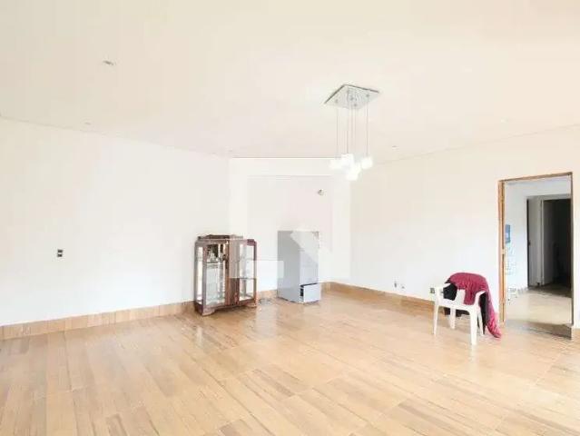 Casa / Sobrado para Venda em São Paulo/SP Morumbi 2 Quartos