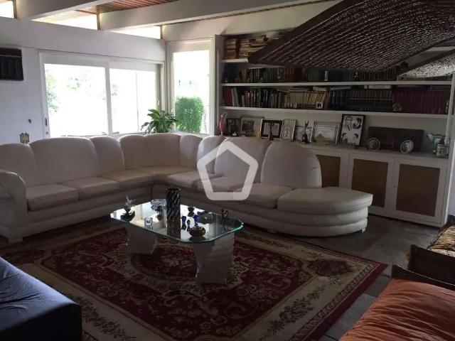 Casa / Sobrado para Venda em São Paulo/SP Morumbi 4 Quartos