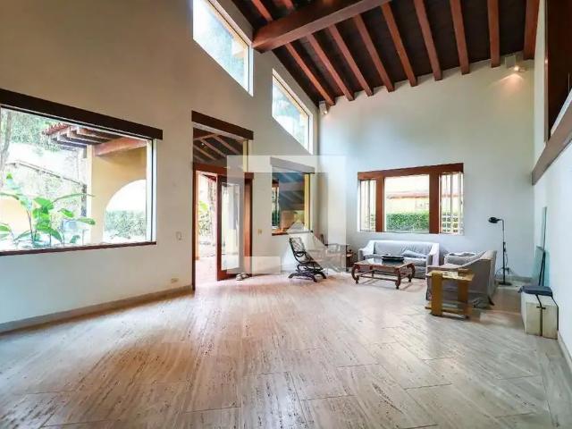 Casa / Sobrado para Venda em São Paulo/SP Morumbi 3 Quartos
