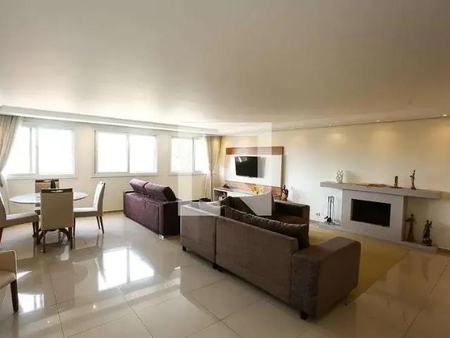 Casa / Sobrado para Venda em São Paulo/SP Morumbi 3 Quartos