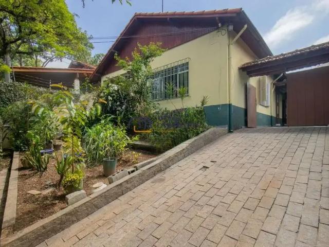 Casa / Sobrado para Venda em São Paulo/SP Morumbi 3 Quartos